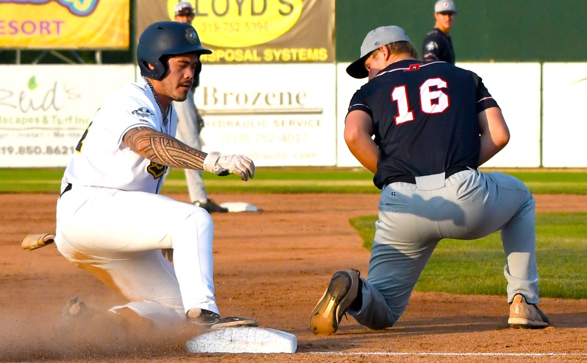 BEES 10, GEMS 4: The Perfect Goodbye – Baseball at The Hive